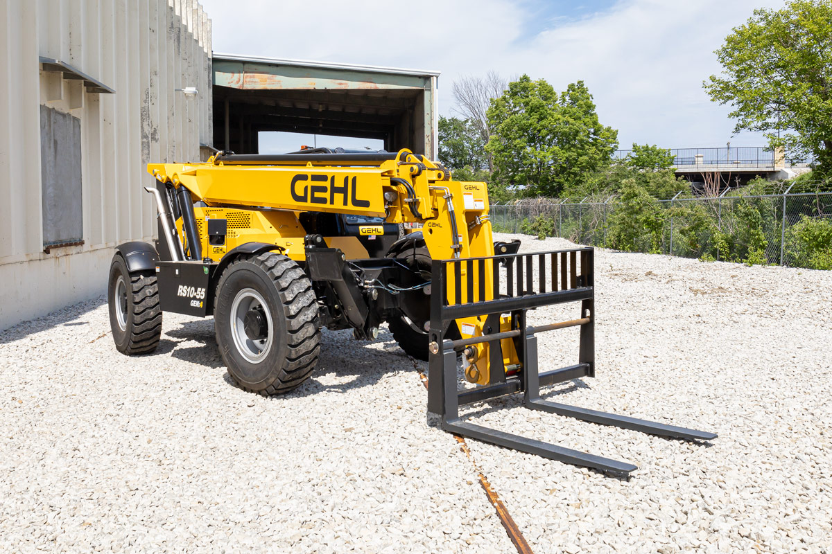 Telescopic Handler & bucket trucks for sale or rent | CraneWorks, Inc.
